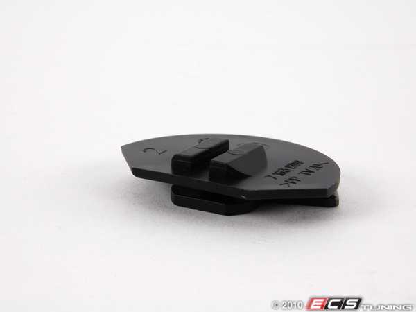 Genuine BMW - 51757163899 - Rotary Clip (51-75-7-163-899)