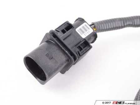 Genuine BMW - 11787570760 - Oxygen sensor - Front Manifold (11-78-7-570 ...