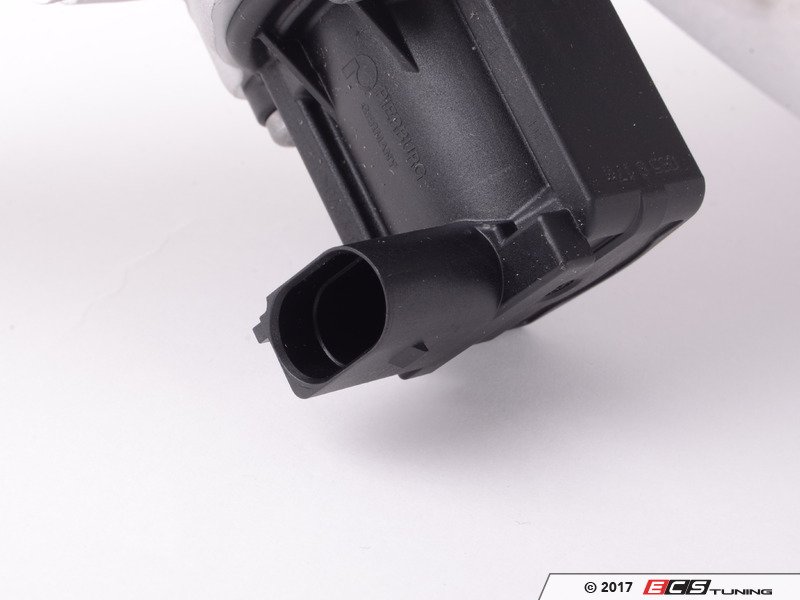 Genuine Volkswagen Audi - 06K145874 - Exhaust Manifold with ...