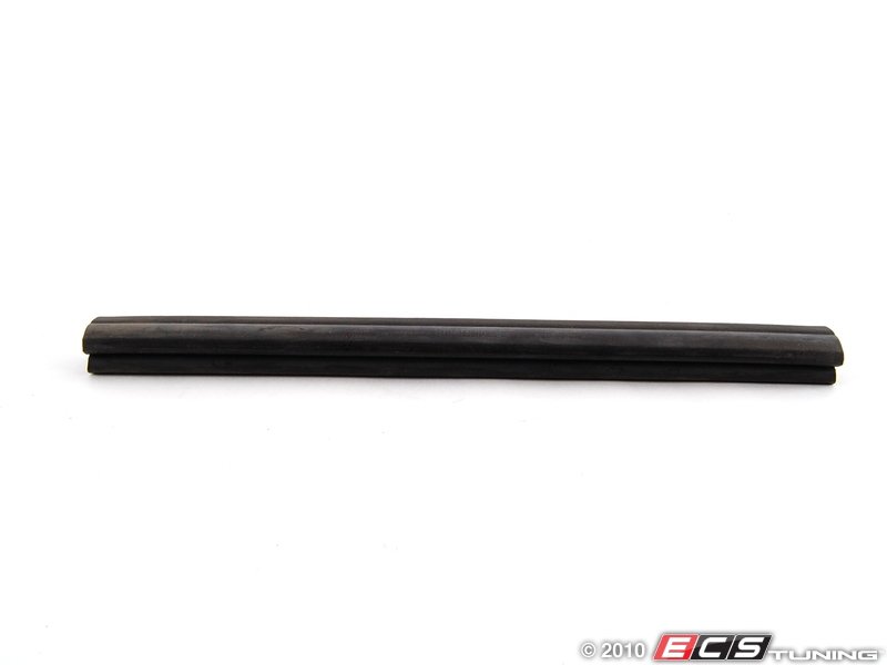 Genuine BMW - 51767158690 - Weather strip (51-76-7-158-690)