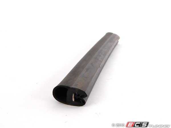 Genuine BMW - 51767158690 - Weather strip (51-76-7-158-690)