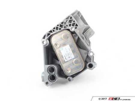 Genuine Volkswagen Audi - 077115401AC - Oil Filter Flange with Cooler ...