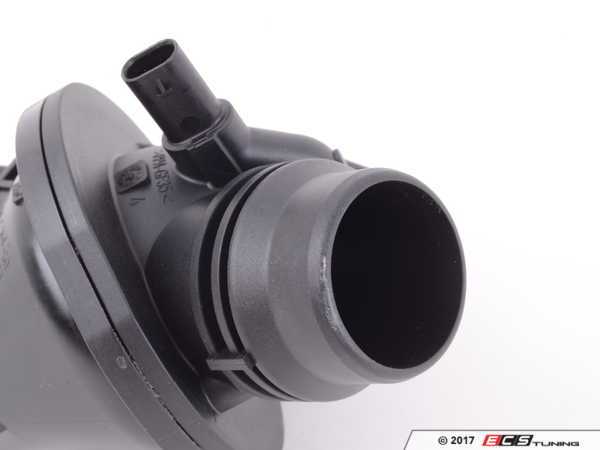 Genuine BMW - 11538635689 - Thermostat With Housing (11-53-8-635-689)