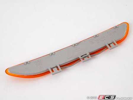 Genuine BMW - 63146920690 - Front Bumper Reflector - Right (63-14-6-920 ...