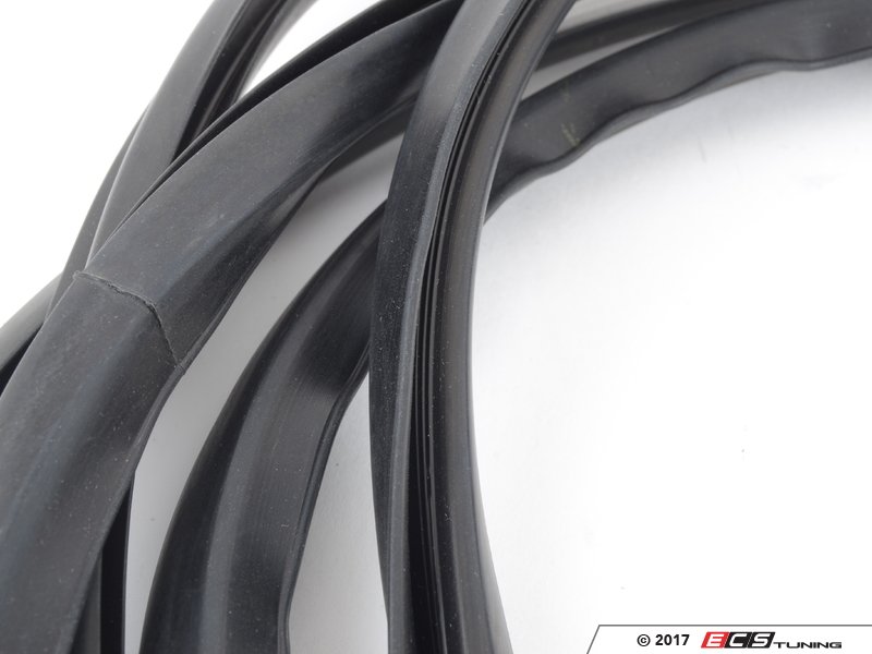 Genuine Volkswagen Audi - 701845121J - Windshield Gasket (701 845 121 J)