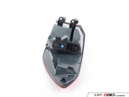 Genuine BMW - 63217488547 - Taillight for Fender (63-21-7-488-547)