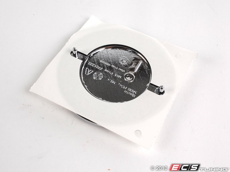 ECS News - BMW Z3 Roundel Replacements