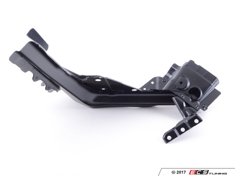 Genuine BMW - 41147111070 - Wheel Housing Carrier - Right (41-14-7-111-070)