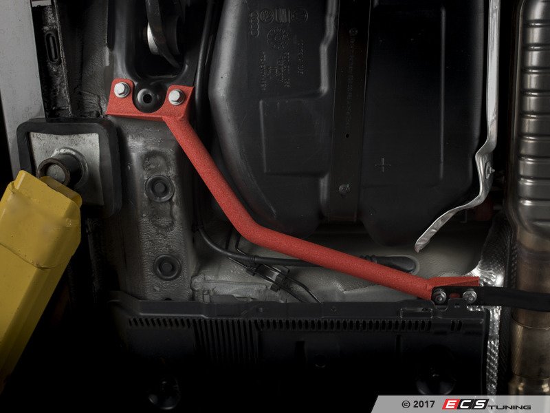 ECS - 020825ECS01-02 - Rear Chassis Brace Set - Wrinkle Red Powdercoat