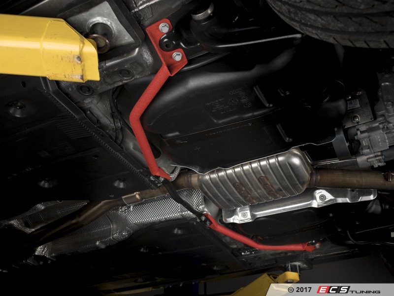 ECS - 020825ECS01-02 - Rear Chassis Brace Set - Wrinkle Red Powdercoat