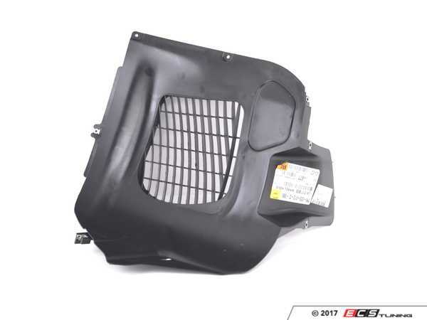 Genuine Volkswagen Audi - 7P6805912D9B9 - Wheel House Protector - right ...