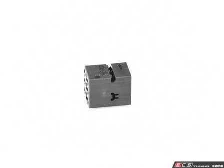 Genuine BMW - 12521744624 - SOCKET HOUSING (12-52-1-744-624)