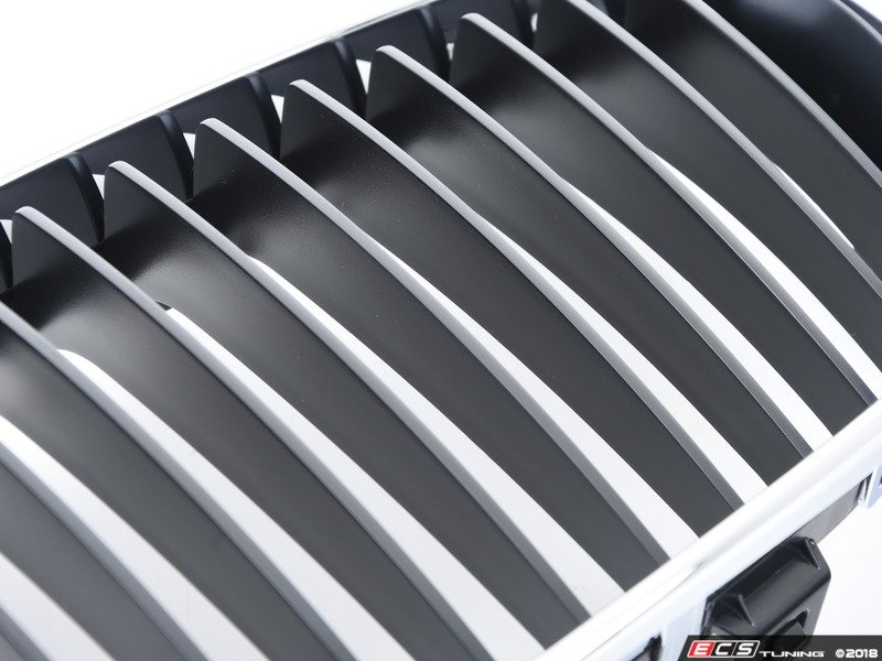 Genuine BMW - 51137166439 - Grille - Chrome Frame with Black Grille (51 ...