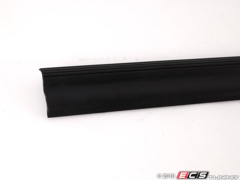 Genuine BMW - 51478151392 - Door Sill Trim - Right (51-47-8-151-392)