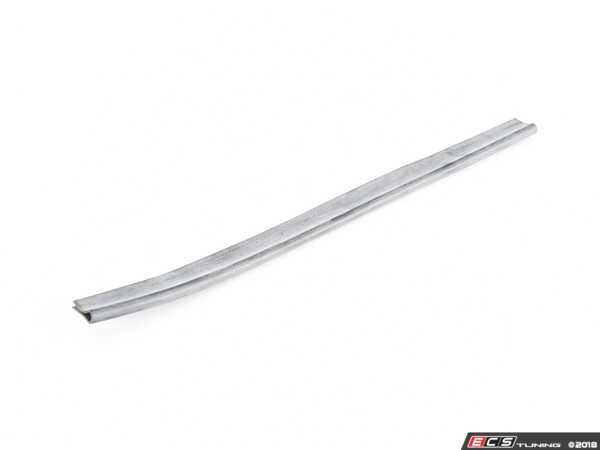 Genuine Volkswagen Audi - 831837565 - SEAL (831 837 565)