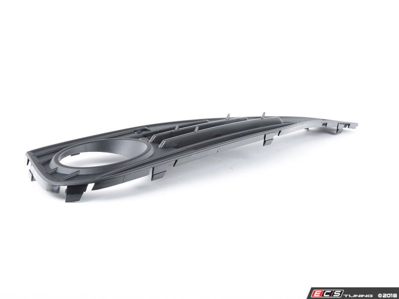 Genuine BMW - 51117309624 - CLOSED GRID, RIGHT (51-11-7-309-624)