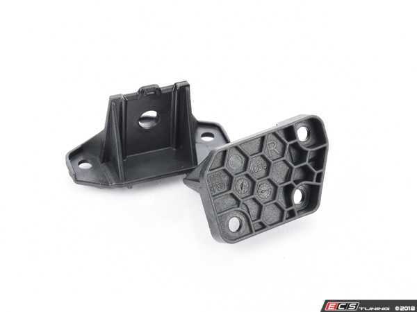 Genuine BMW - 63117495132 - Repair Kit - Right Headlight (63-11-7-495-132)