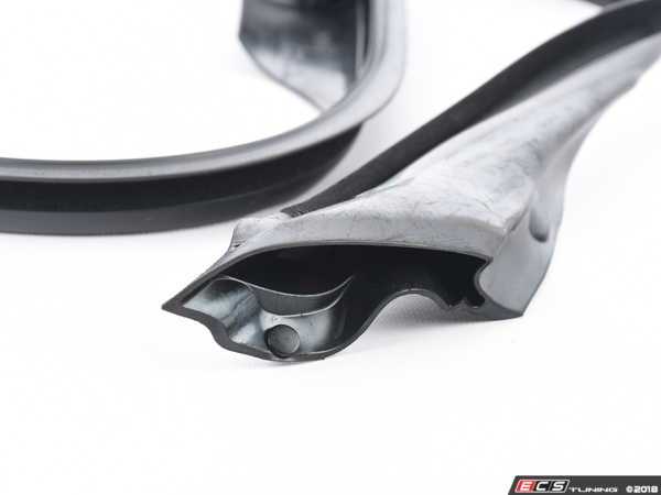 Genuine BMW - 51337178008 - SEAL, DOOR SEAM, ROO (51-33-7-178-008)