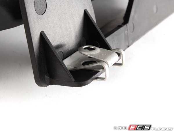 Genuine BMW - 51717894699 - Brake Duct - Left (51-71-7-894-699)