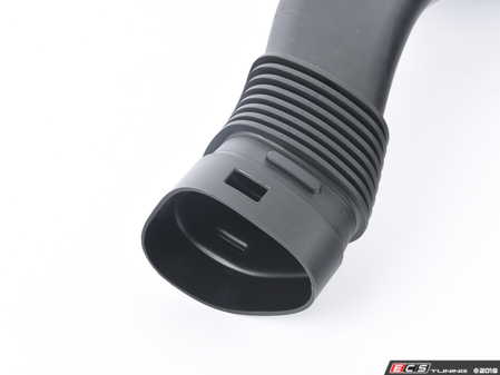 Genuine BMW - 13717577472 - Air Channel (13-71-7-577-472)