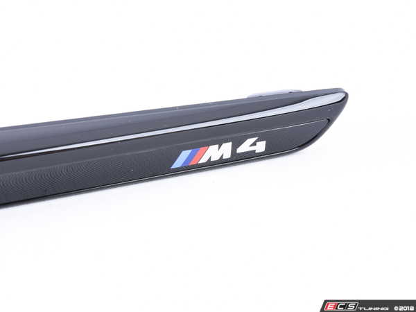 Genuine BMW M Performance - 51148068585 - Gloss Black Fender Grille - Left