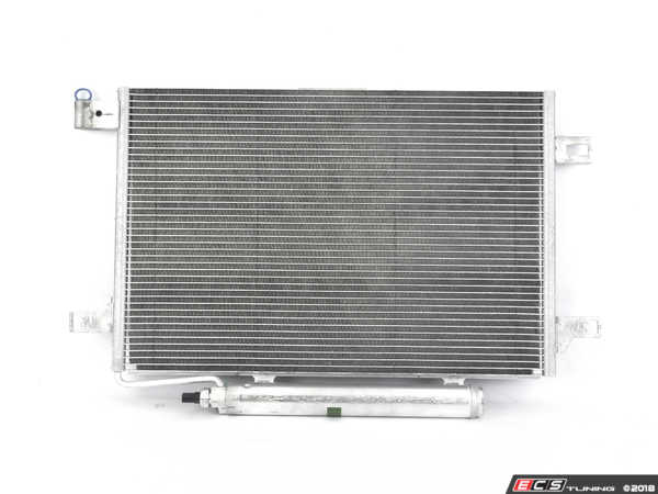 Genuine Mercedes Benz - 0018300370 - CONDENSER