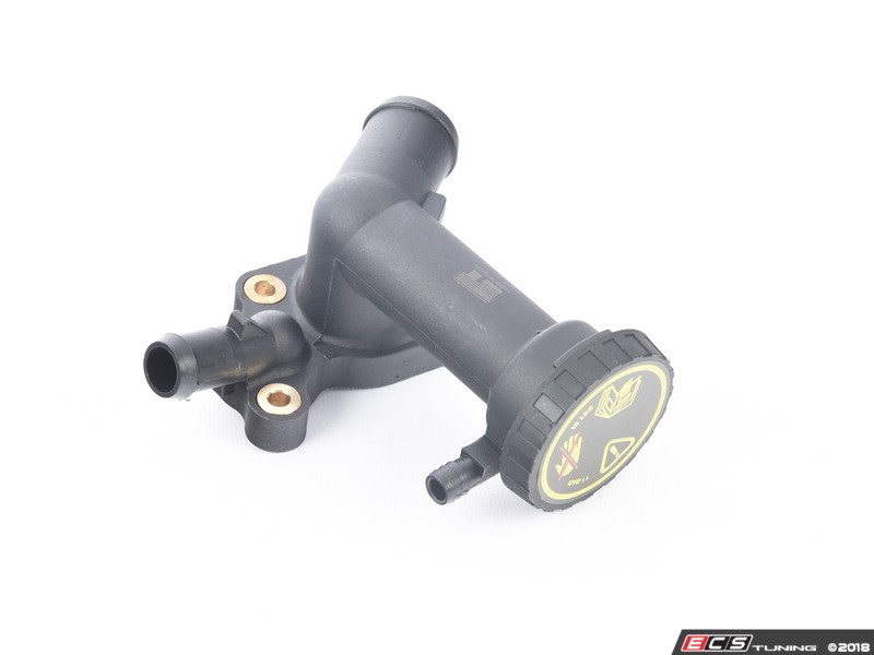 Hamburg Tech - 11537829959 - Thermostat Housing W/ Cap