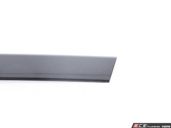 Genuine BMW - 51377453300 - Exterior Window Trim - Right (51-37-7-453-300)