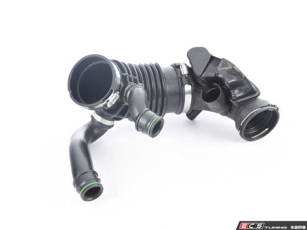 Genuine BMW - 13717643302 - Air Duct (13-71-7-643-302)