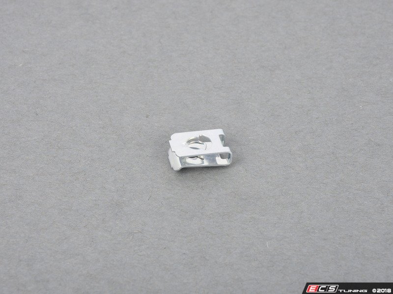 Genuine BMW - 51457067987 - CLIP (51-45-7-067-987)