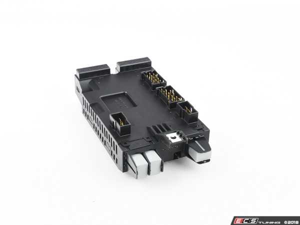 Genuine Mercedes Benz - 9015400150 - FUSE BOX