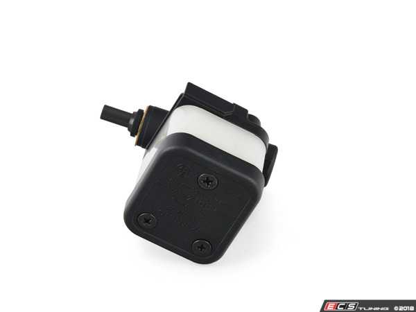 Genuine BMW - 32722310786 - CYLINDER WITH PISTON (32-72-2-310-786)