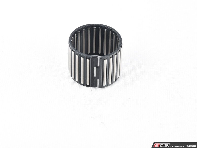 Genuine Volkswagen Audi - 020311213 - BEARING (020 311 213)