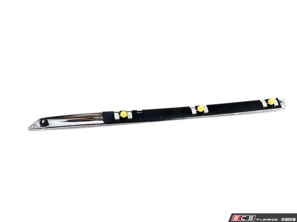 Genuine BMW - 51138238880 - E46 Rear Body Moulding - Right (51-13-8-238 ...