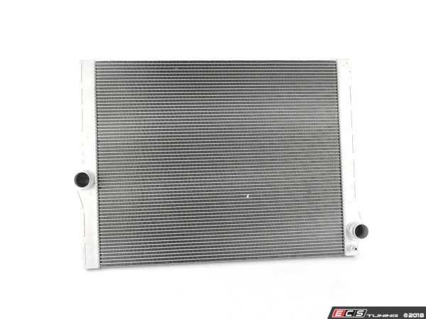 Genuine BMW - 17117570095 - Radiator (17-11-7-570-095)