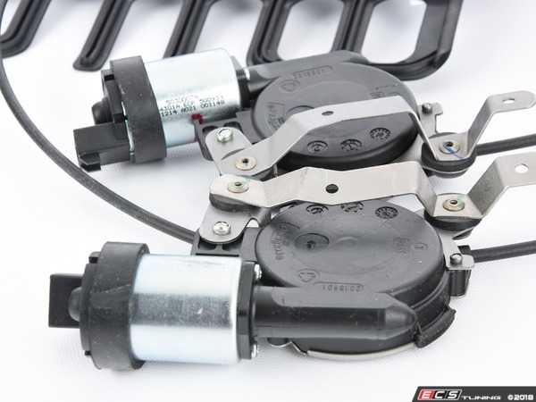 Genuine Volkswagen Audi - 1K0881879A - SERVOMOTOR (1K0 881 879 A)