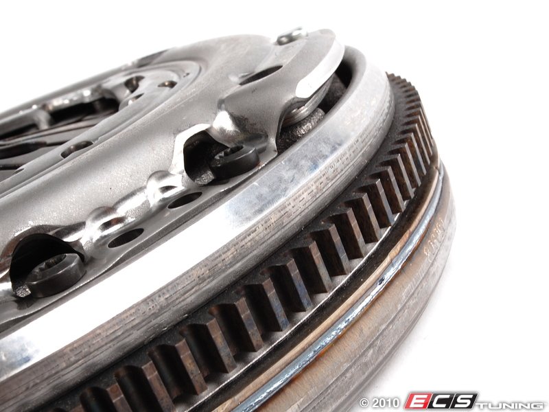 LUK - 06A105264M - Clutch Kit - With Flywheel