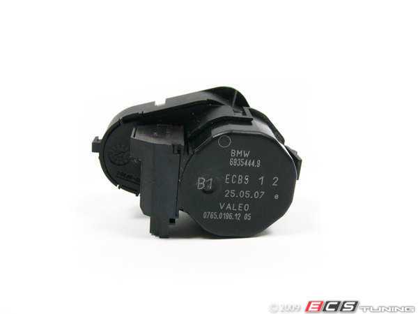 Genuine BMW - 64116935444 - Actuator For Ventilation Flap (64-11-6-935-444)