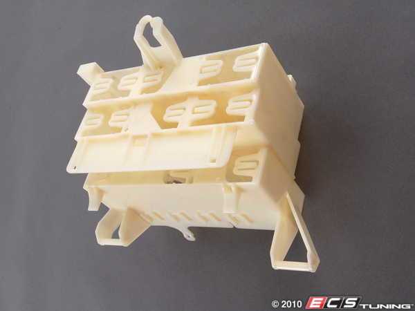 Genuine BMW - 61356902269 - RELAY BRACKET (61-35-6-902-269)