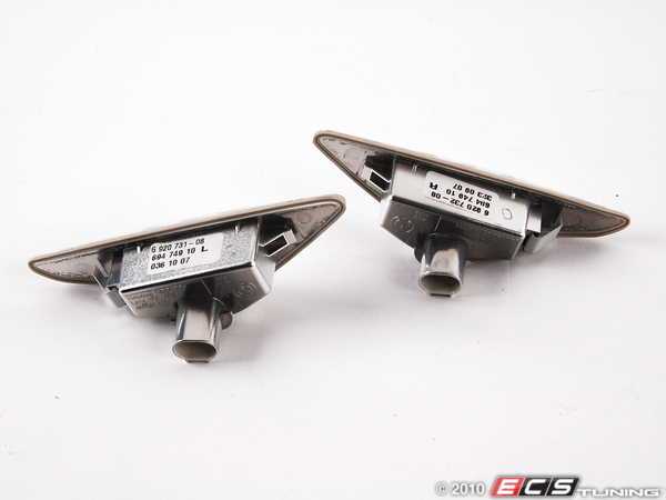 Genuine BMW - 63136920731/732 - Clear Fender Side Marker Set