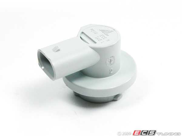 Genuine BMW - 63136914122 - E46 Turn Signal Socket (63-13-6-914-122)