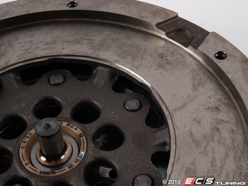 Genuine BMW - 21207542984 - Twin Mass Flywheel (21-20-7-542-984)