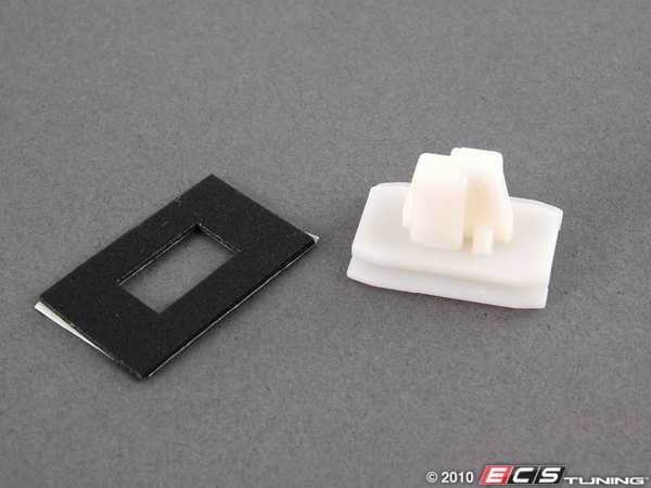 Genuine Volkswagen Audi - 8P0853585 - Clip - Priced Each (8P0 853 585)