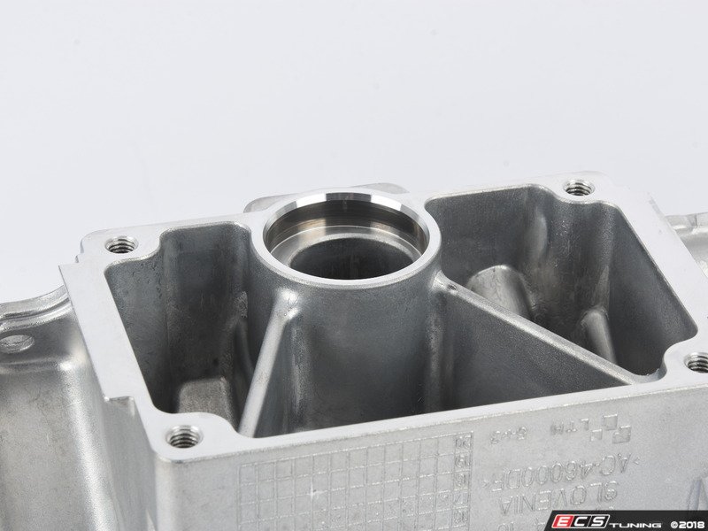 Genuine BMW - 11137635651 - Oil pan (11-13-7-635-651)