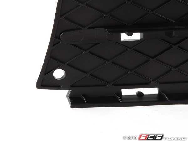 Genuine BMW - 51117134081 - Bumper Grille - Left (51-11-7-134-081)