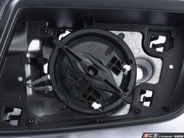 Genuine BMW - 51167189581 - Mirror assembly - left (51-16-7-189-581)