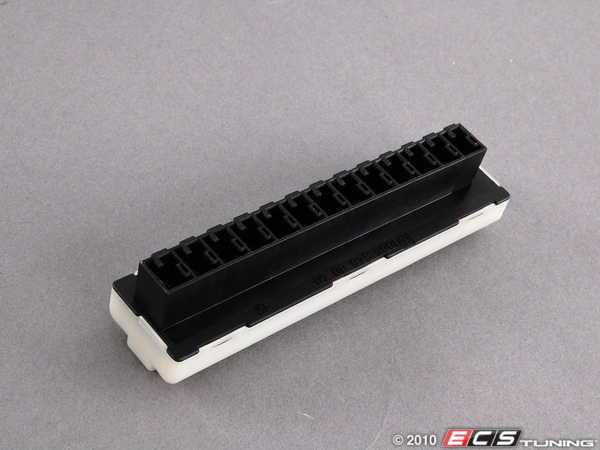 Genuine Mercedes Benz - 0045468040 - DISTRIBUTOR - (NO LONGER AVAILABLE)