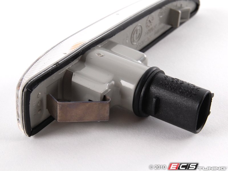 Genuine BMW - 63137164758 - Side marker Light - Right (63-13-7-164-758)