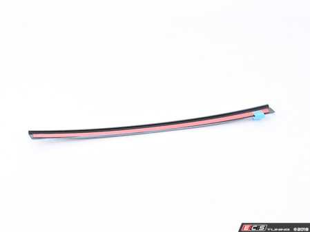 Genuine BMW - 51377453310 - B-Pillar Finisher - Outer Right (51-37-7 ...