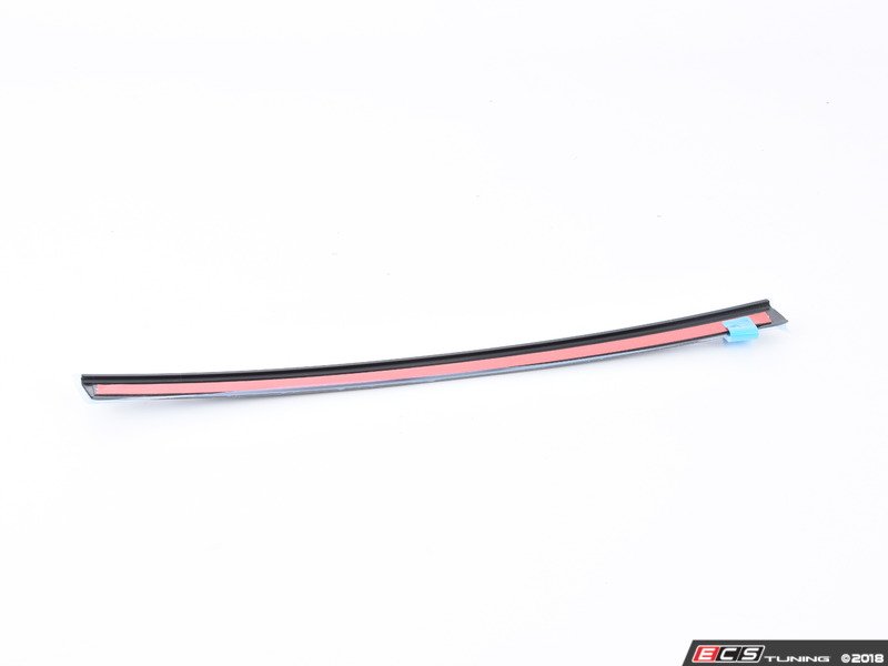 Genuine BMW - 51377453310 - B-Pillar Finisher - Outer Right (51-37-7 ...